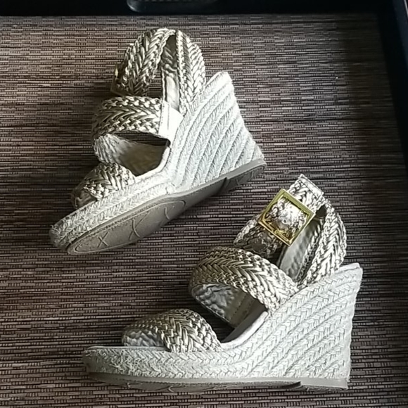 Apostrophe | Shoes | Apostrophe Gold Wedge Sandals | Poshmark